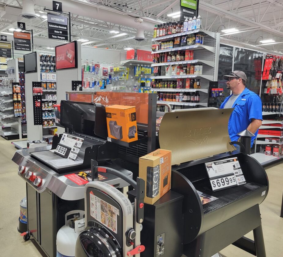 Gavin’s Ace Hardware opens new location at Santini Marina Plaza - FORT ...